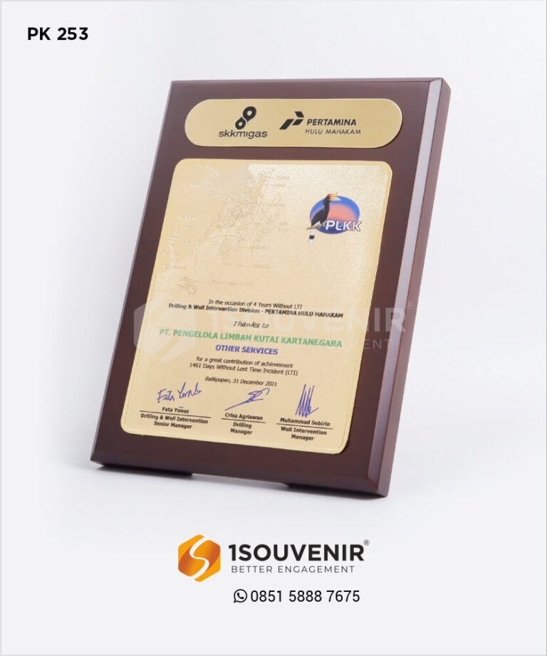 20 Hadiah Kenang Kenangan Yang Berkesan