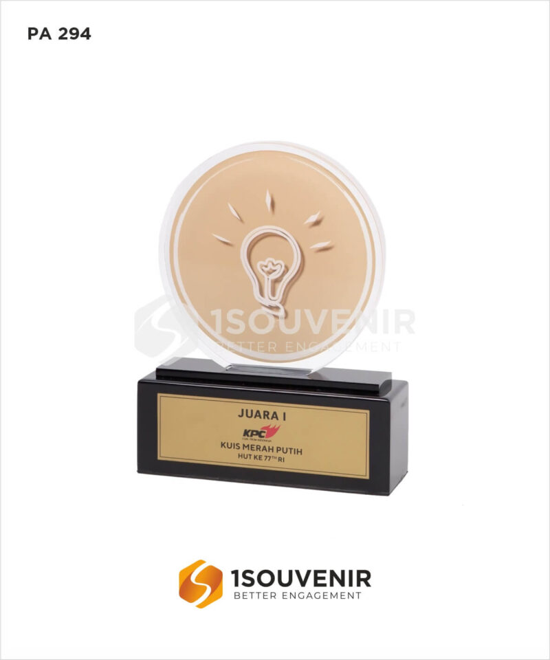 85+ Vandel Plakat Akrilik Penghargaan yang Eksklusif