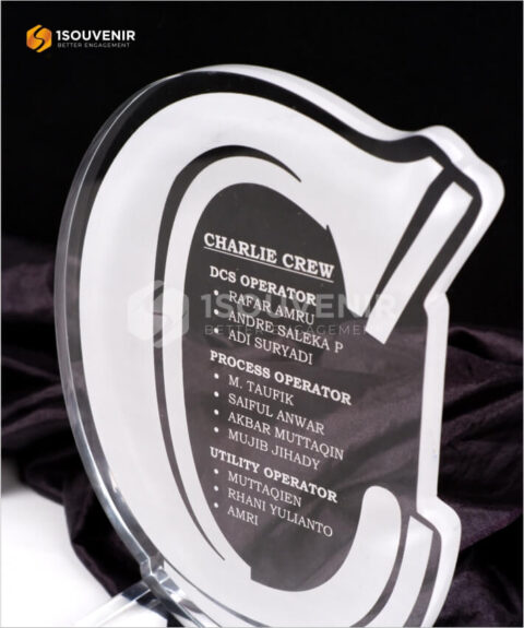 Plakat Akrilik Charlie Crew