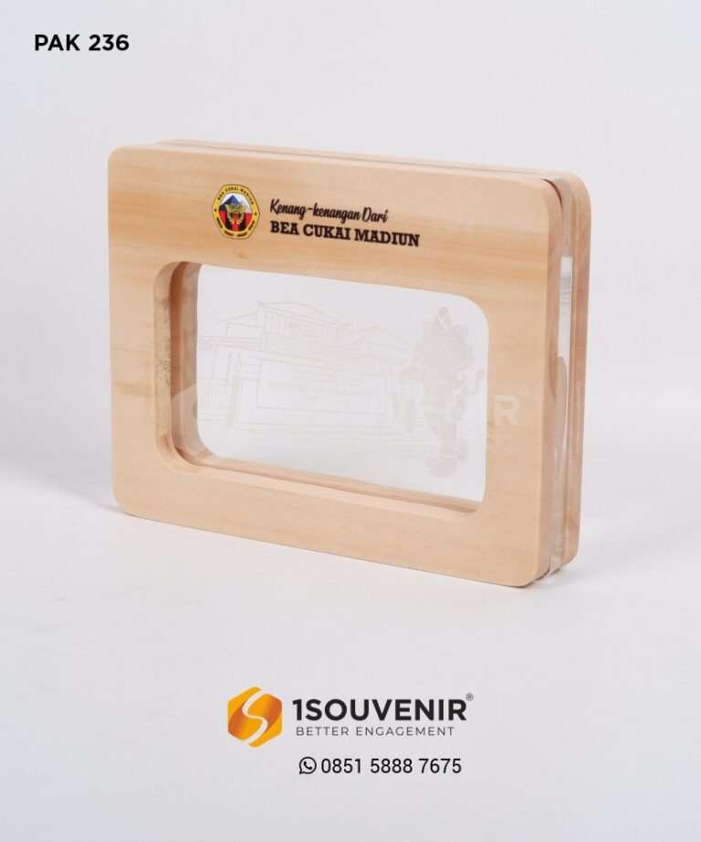 Jual Plakat Kayu Akrilik Custom - Jenis Oreo