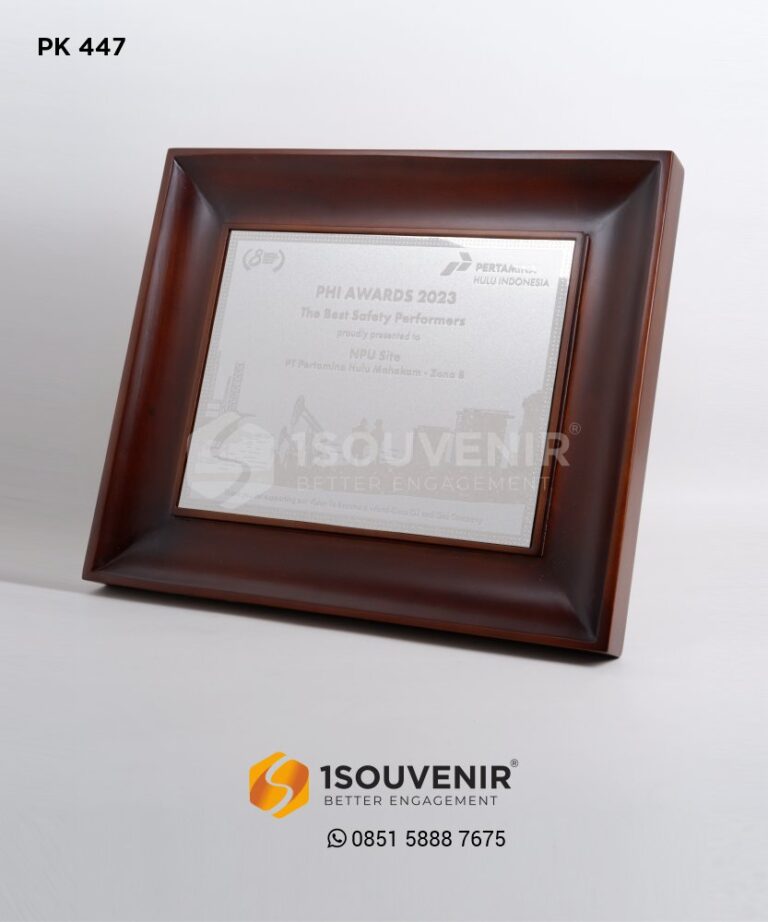 150+ Contoh Plakat Kayu Terlengkap - Custom Unik