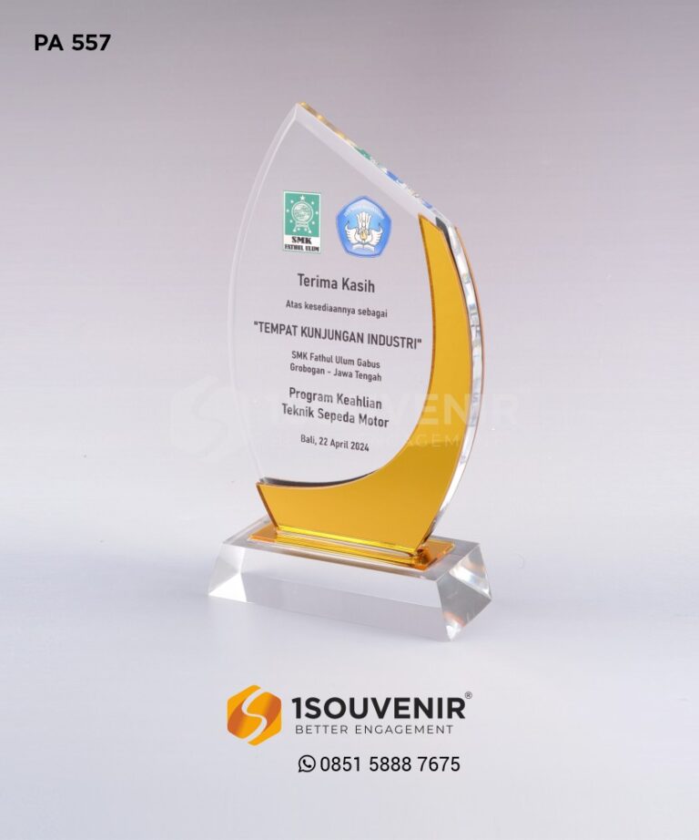 Custom Plakat Akrilik Unik - Gratis Box Eksklusif!