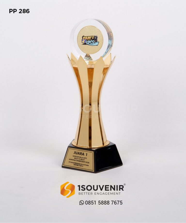 Piala Juara 1 Gebyar Nilai Inti Best To Best