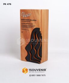 150+ Contoh Plakat Kayu Terlengkap - Custom Unik