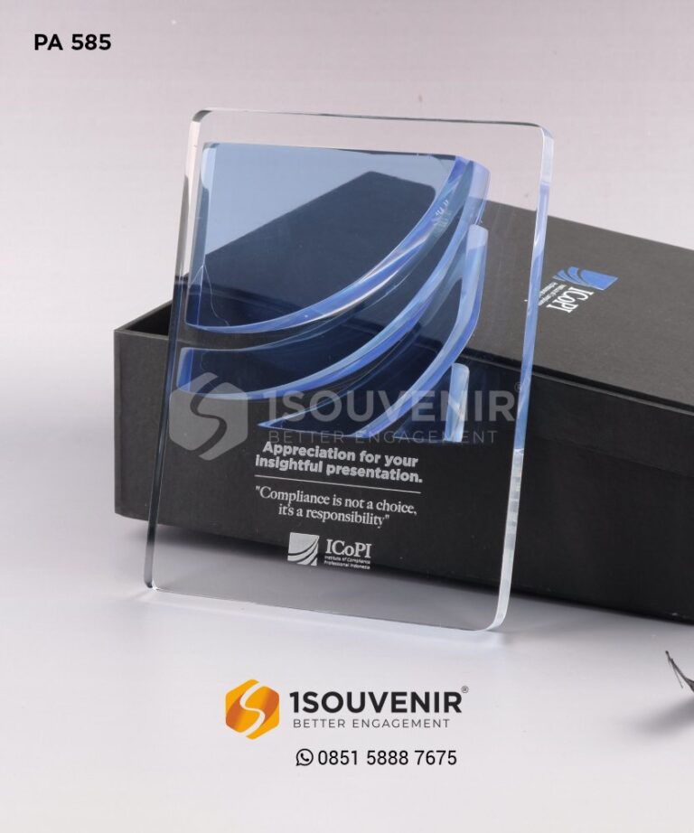 Plakat Akrilik Unik - Cocok untuk Semua Acara!